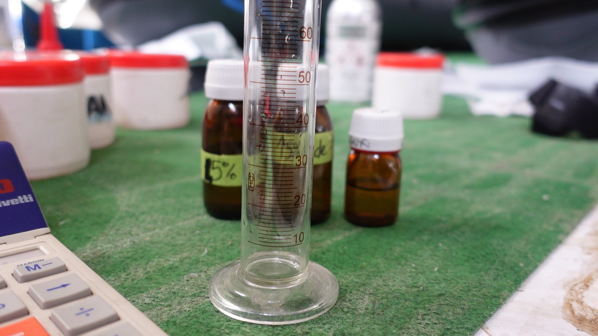 Mezcla y catalización de adhesivos de PVC - RIB TEACHER